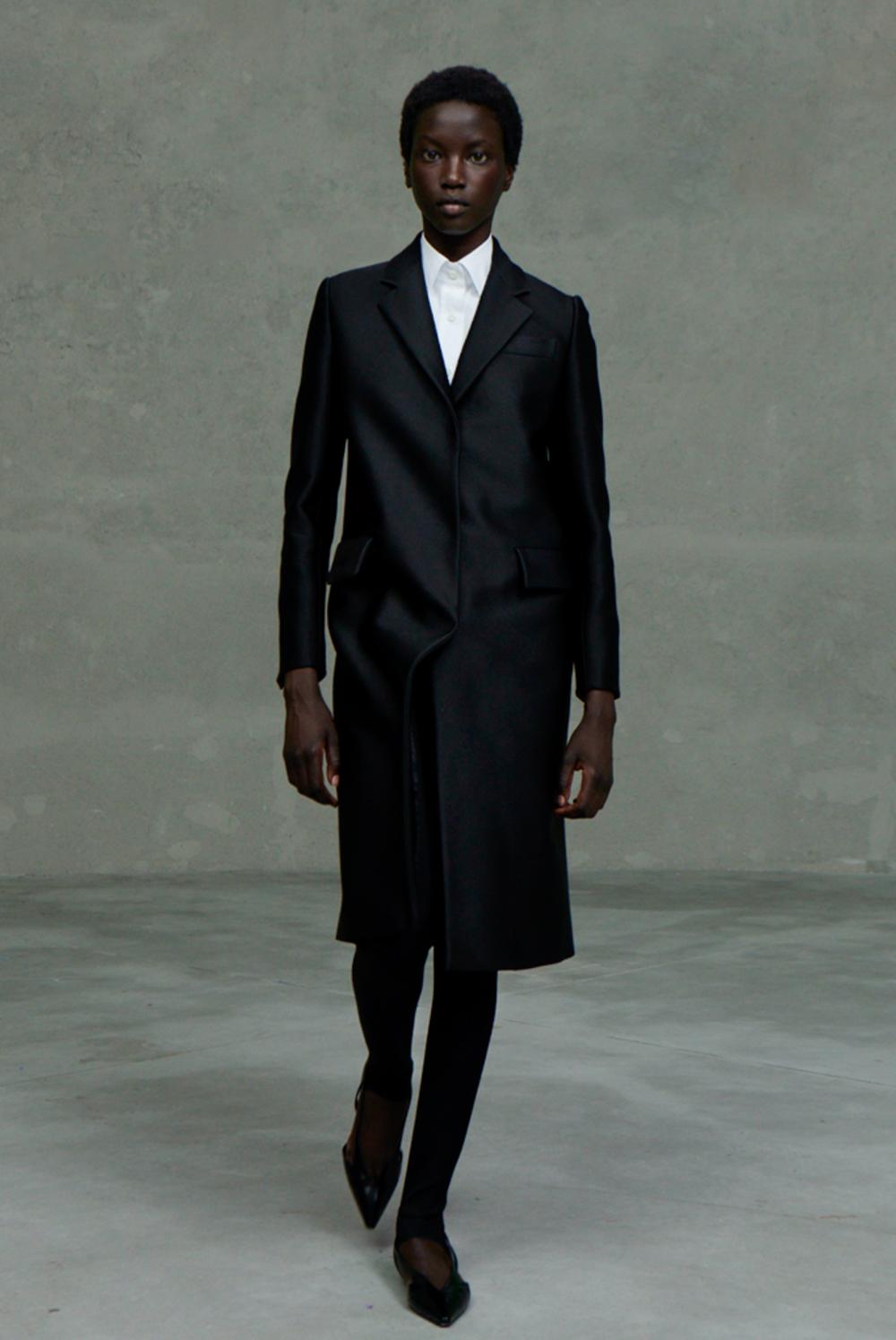 Défilé Prada Printemps-été 2021 Homme