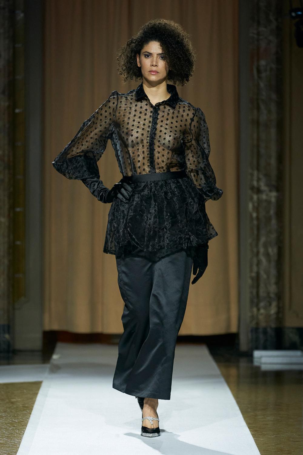 Défilé MURRII QUU COUTURE automne-hiver 2021-2022 Prêt-à-porter