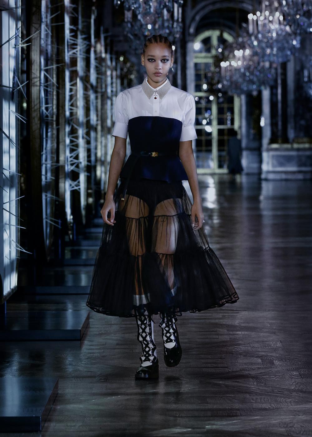 Défilé Christian Dior automne-hiver 2021-2022 Prêt-à-porter
