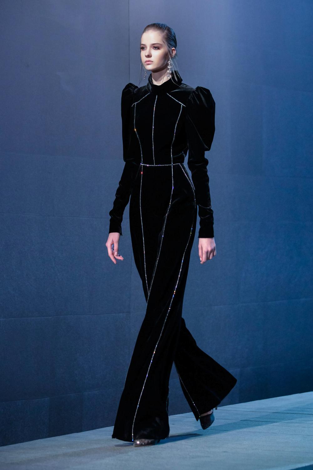 Défilé Elie Saab automne-hiver 2021-2022 Prêt-à-porter