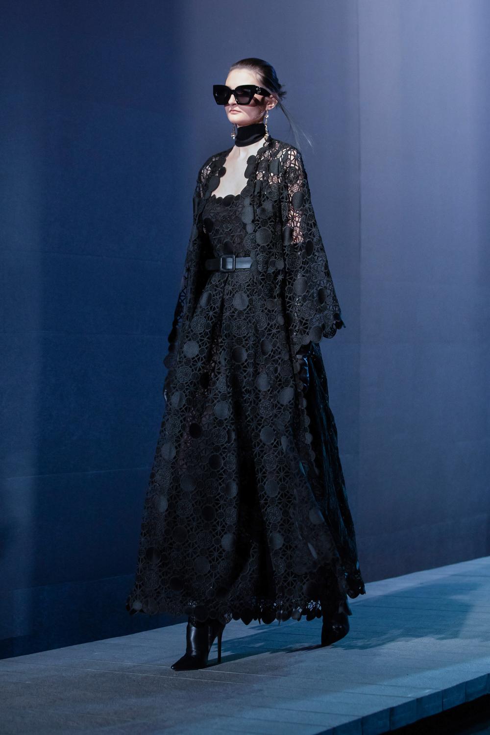 Défilé Elie Saab automne-hiver 2021-2022 Prêt-à-porter