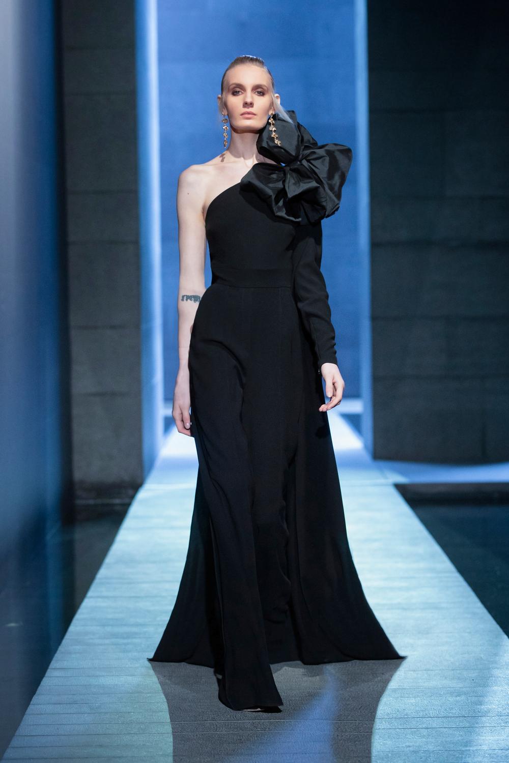 Défilé Elie Saab automne-hiver 2021-2022 Prêt-à-porter