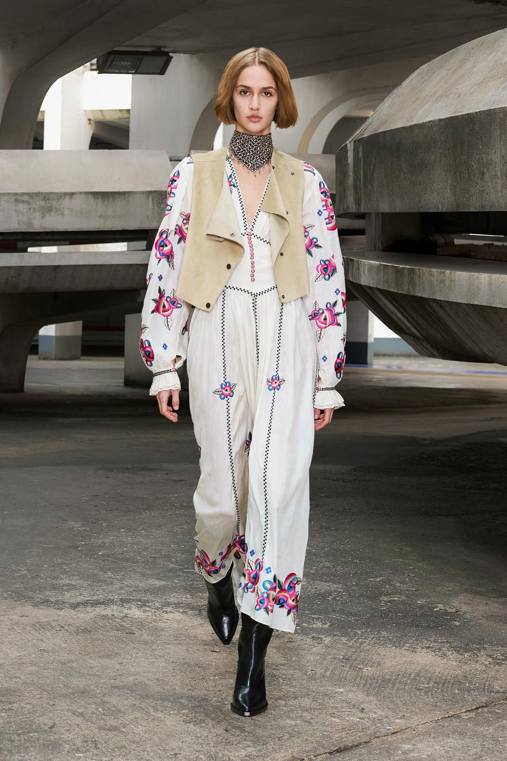 Défilé Isabel Marant Automne Hiver 2021 2022 Prêt à Porter