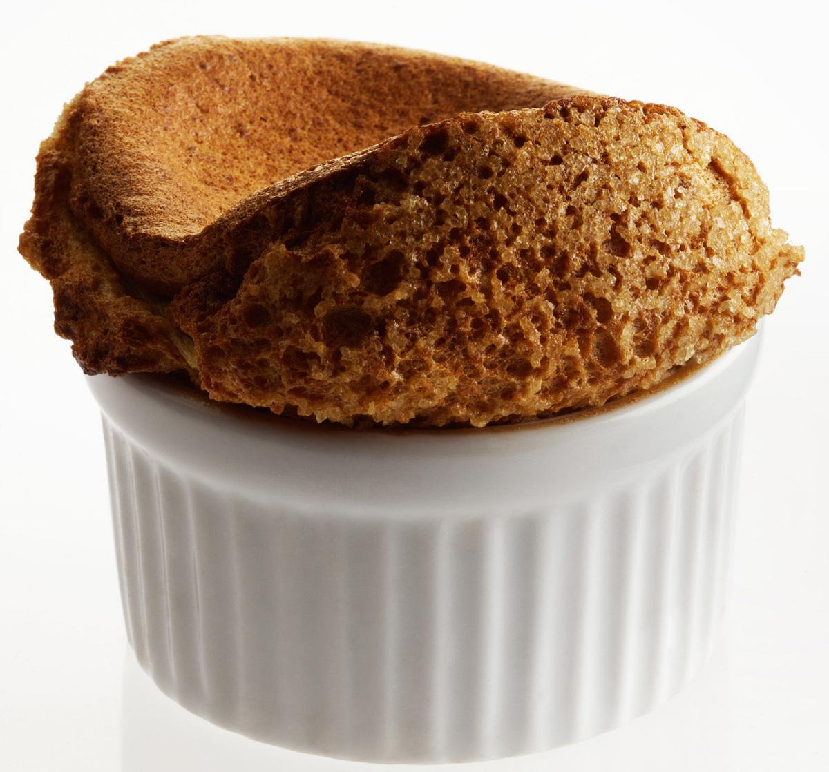 Recette soufflé au café - Cuisine / Madame Figaro