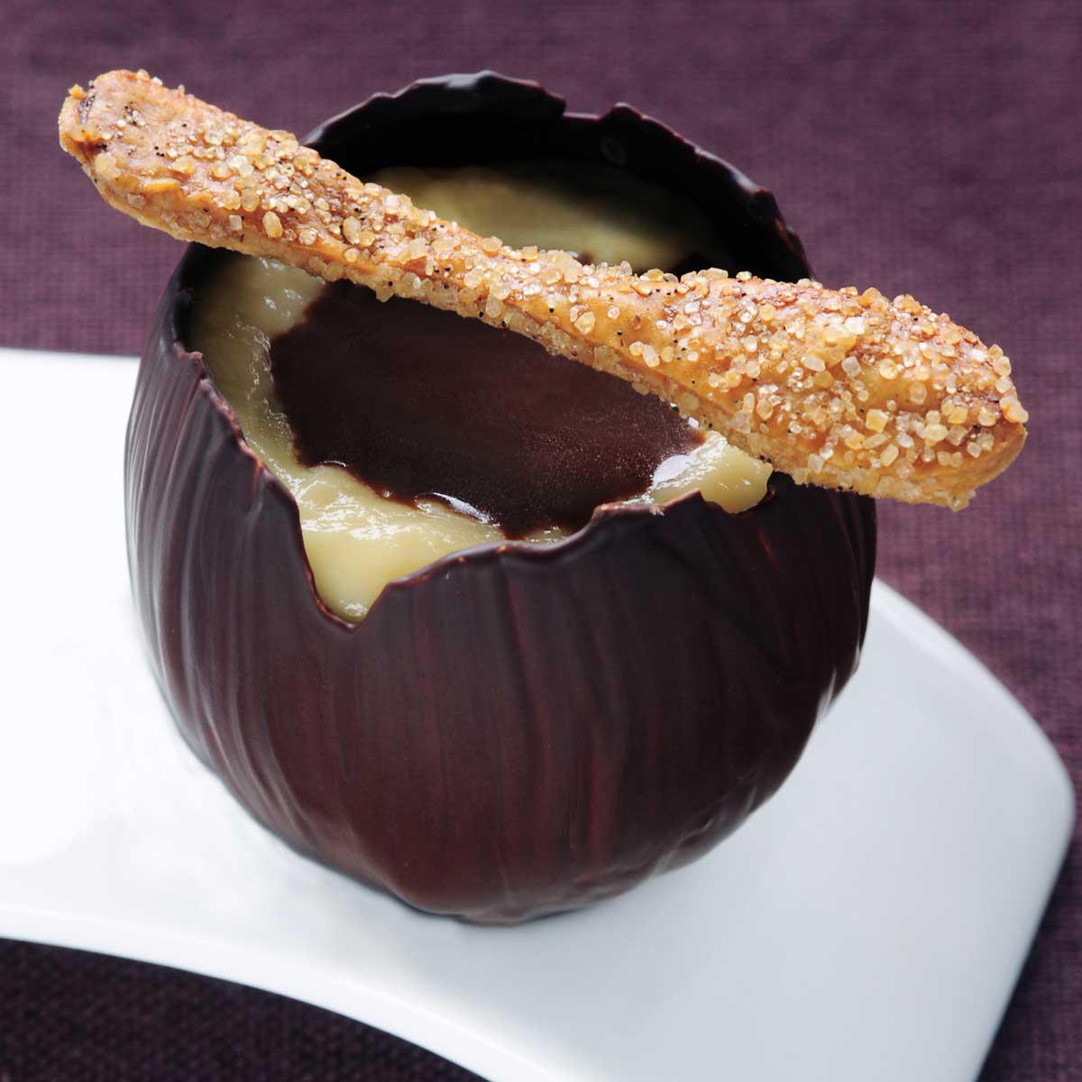 Recette coquille d'œuf en chocolat - Cuisine / Madame Figaro