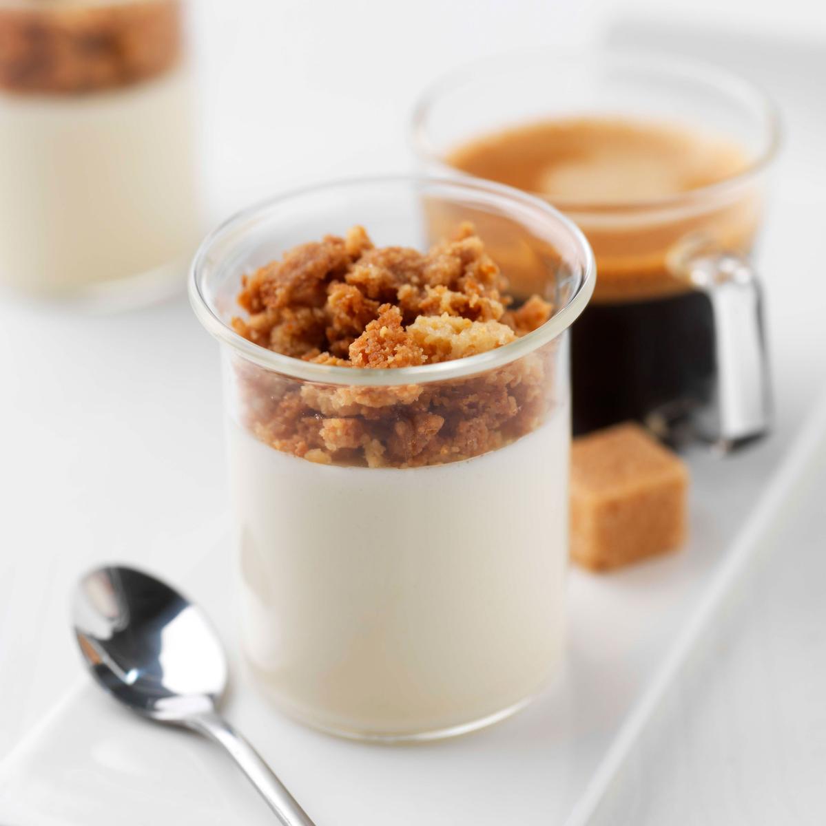 Recette mini panna cotta au pavé d’affinois - Cuisine / Madame Figaro