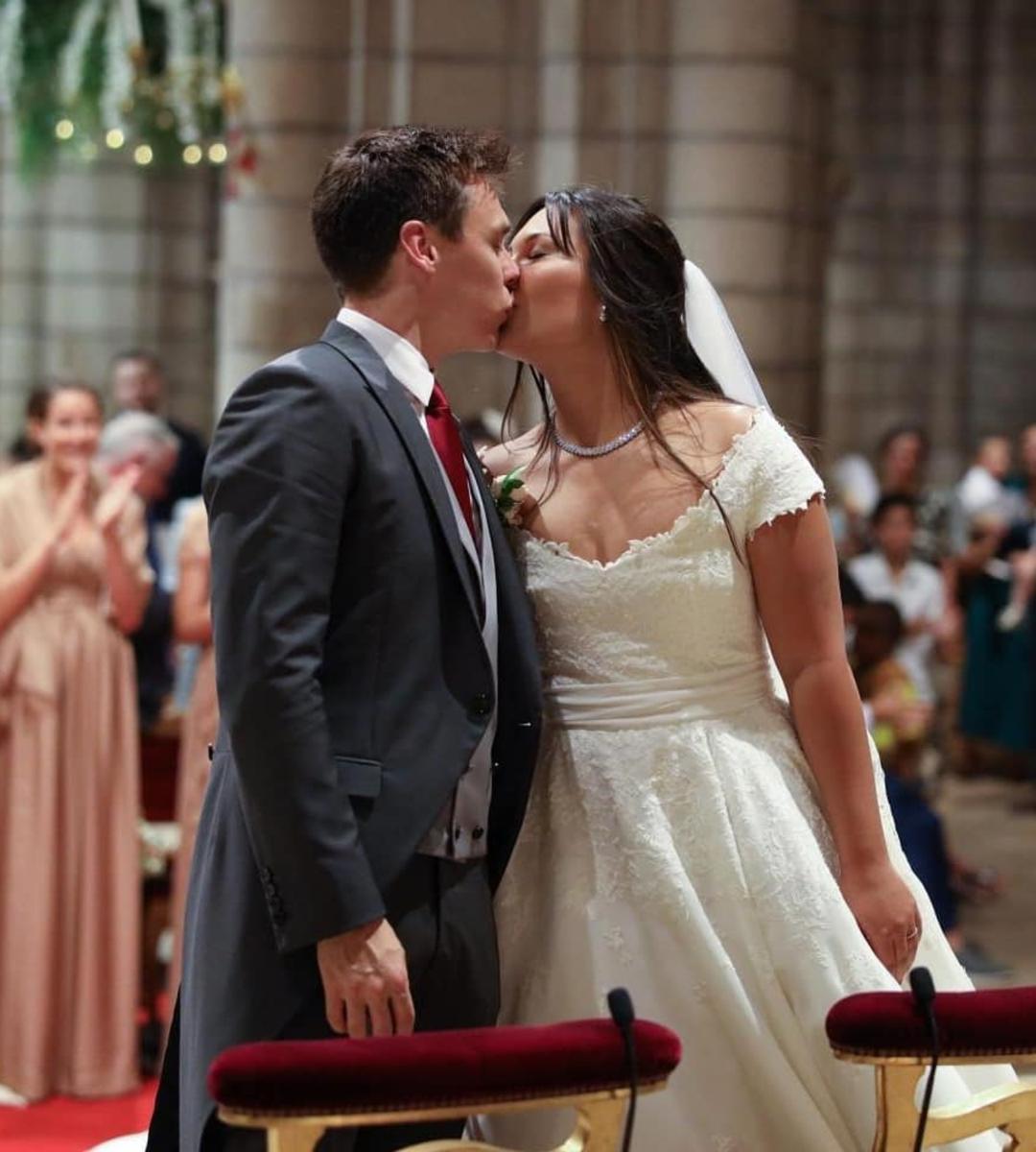 Les premières images du mariage de Louis Ducruet et Marie Chevallier à ...