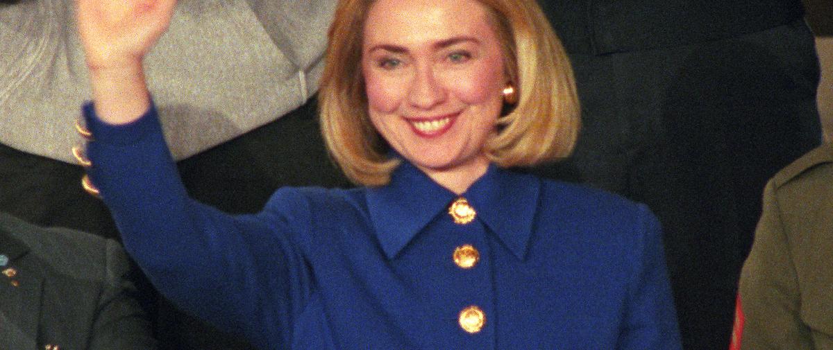 Hillary Clinton : pourquoi son look est-il si ennuyeux ? - Madame Figaro