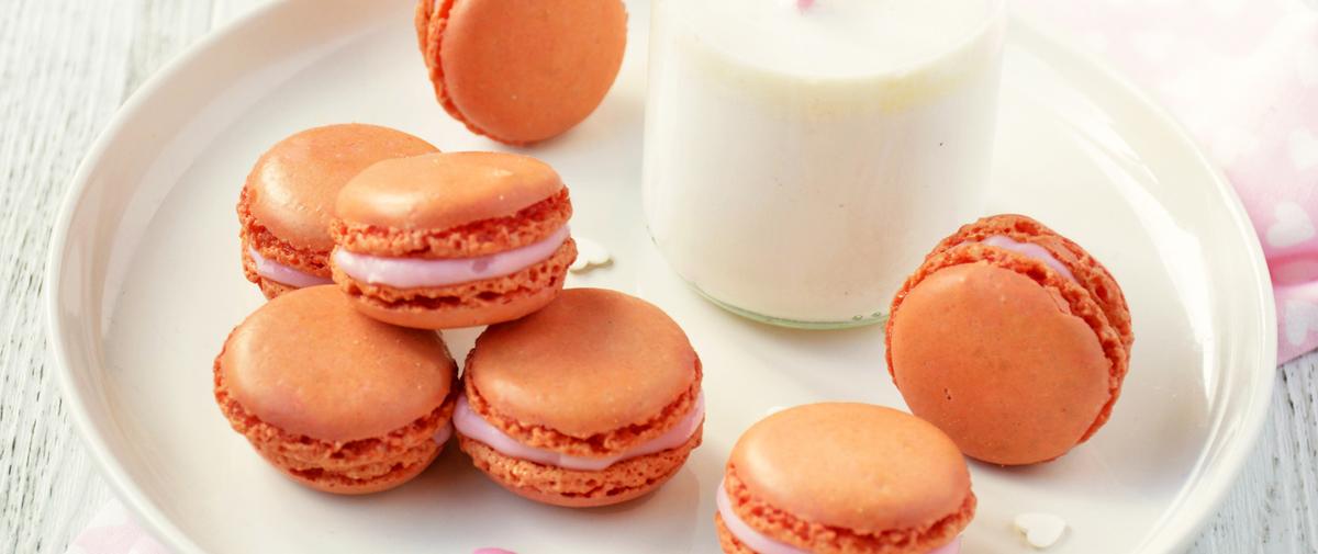 Recette macarons à la rose - Cuisine / Madame Figaro