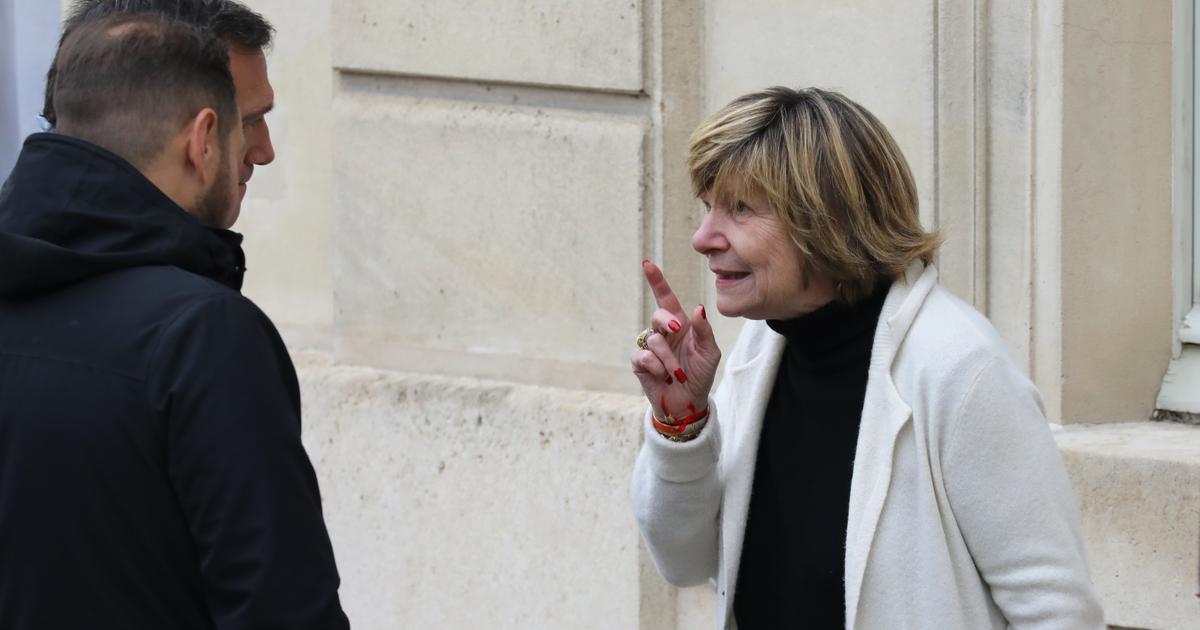 La biographie de Mimi Marchand, proche des Macron, s'annonce explosive