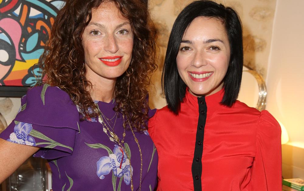 Le duo Brigitte reprend l'hymne du Mouvement de libération des femmes