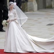 Le match des robes de mariée de Kate Middleton et Meghan Markle