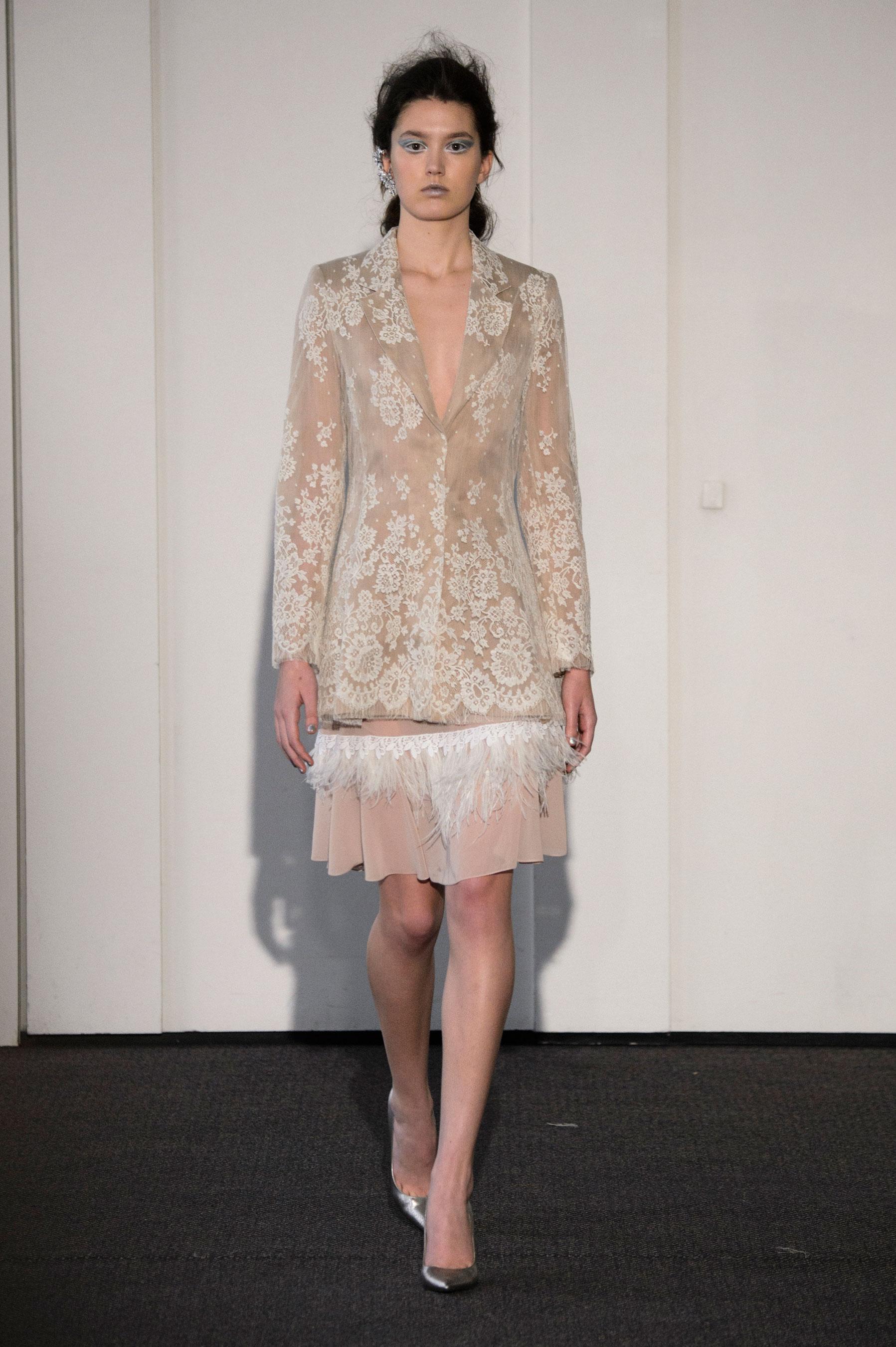 Défilé Busardi Printemps-été 2015 Couture - Madame Figaro