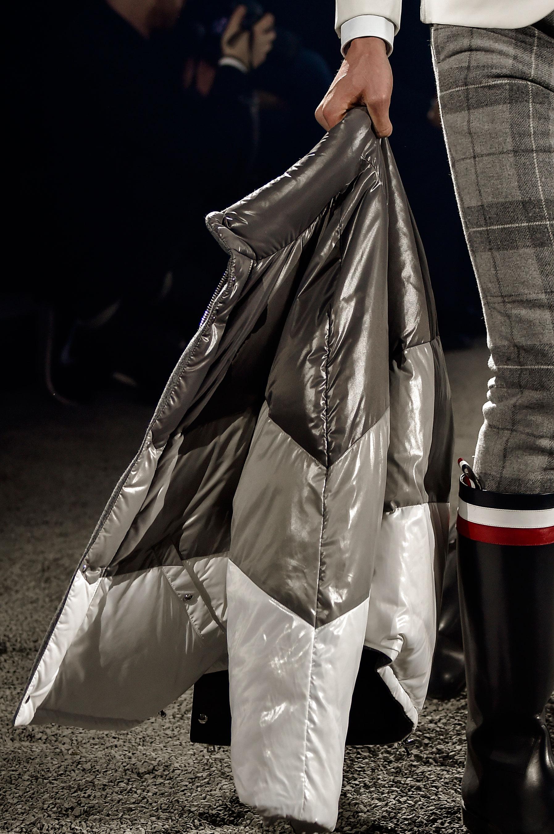 Défilé Moncler Gamme Bleu Automne-hiver 2015-2016 Homme - Madame Figaro