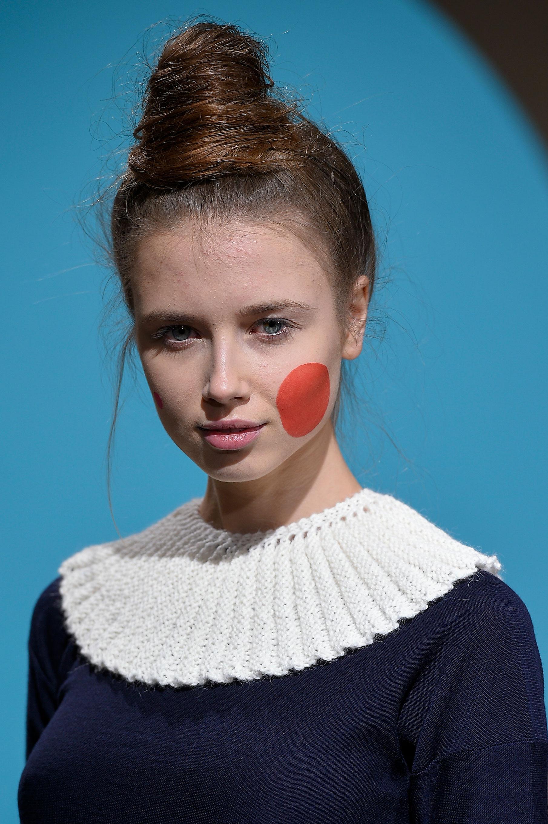 Défilé Daniela Gregis Automne-hiver 2016-2017 Prêt-à-porter - Madame Figaro