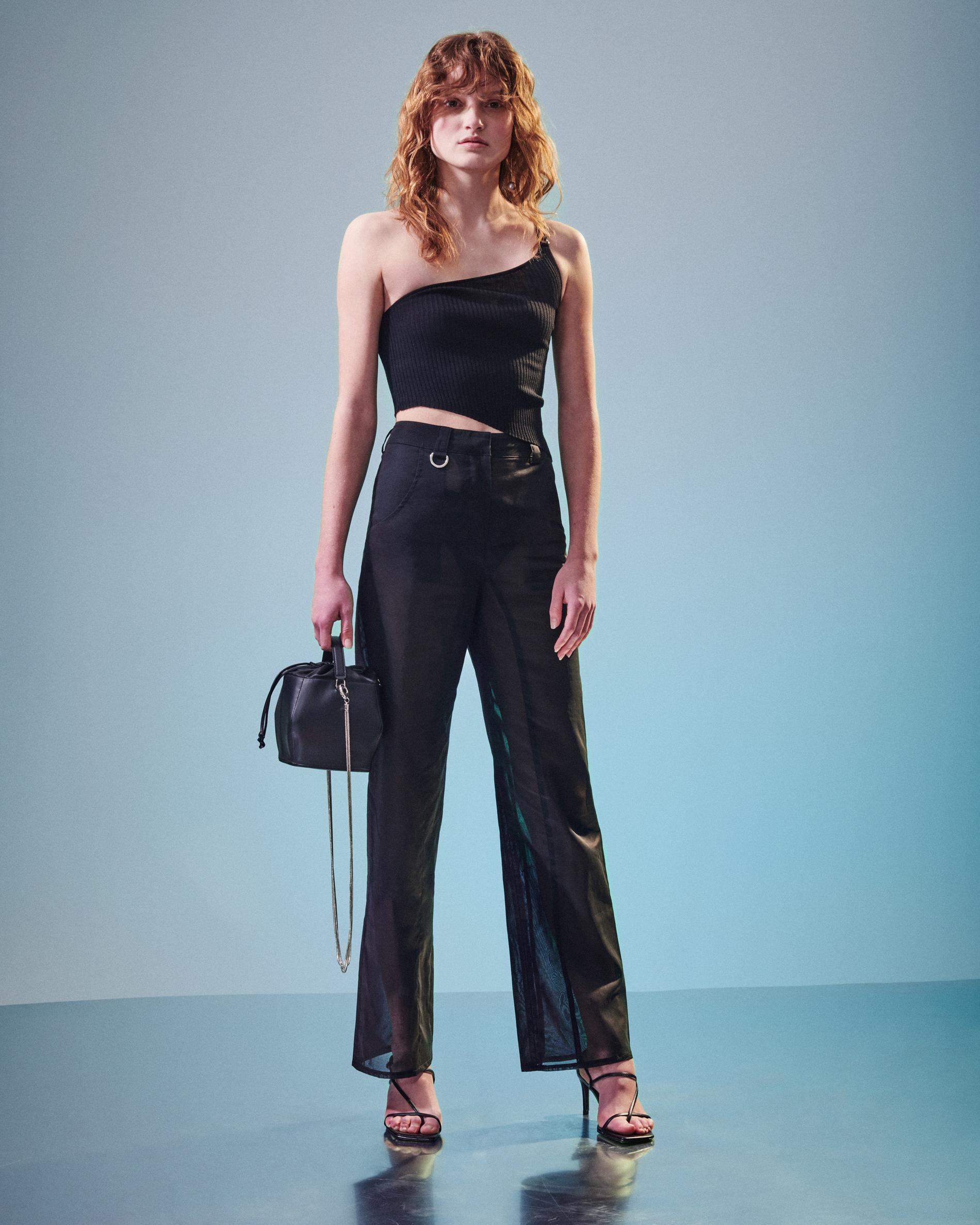 Défilé GIUSEPPE BUCCINNA automne-hiver 2021-2022 Prêt-à-porter - Madame ...