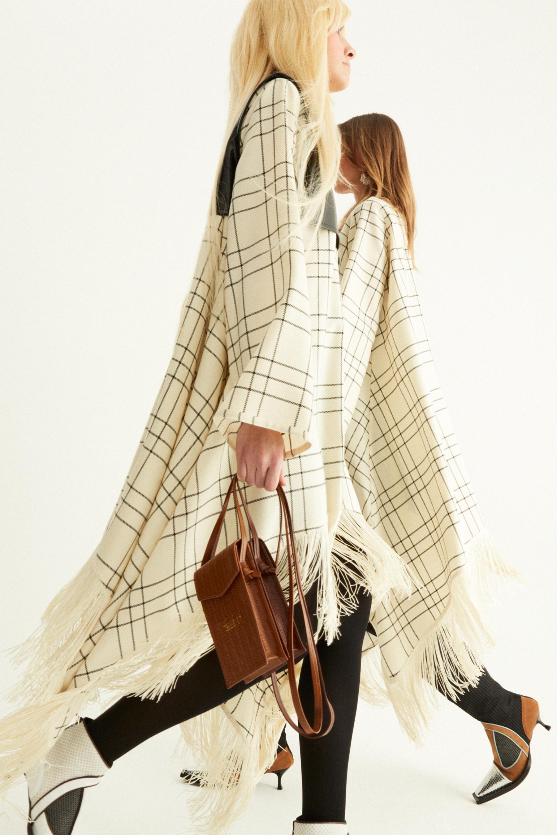 Défilé VICTORIA TOMAS automne-hiver 2021-2022 Prêt-à-porter - Madame Figaro