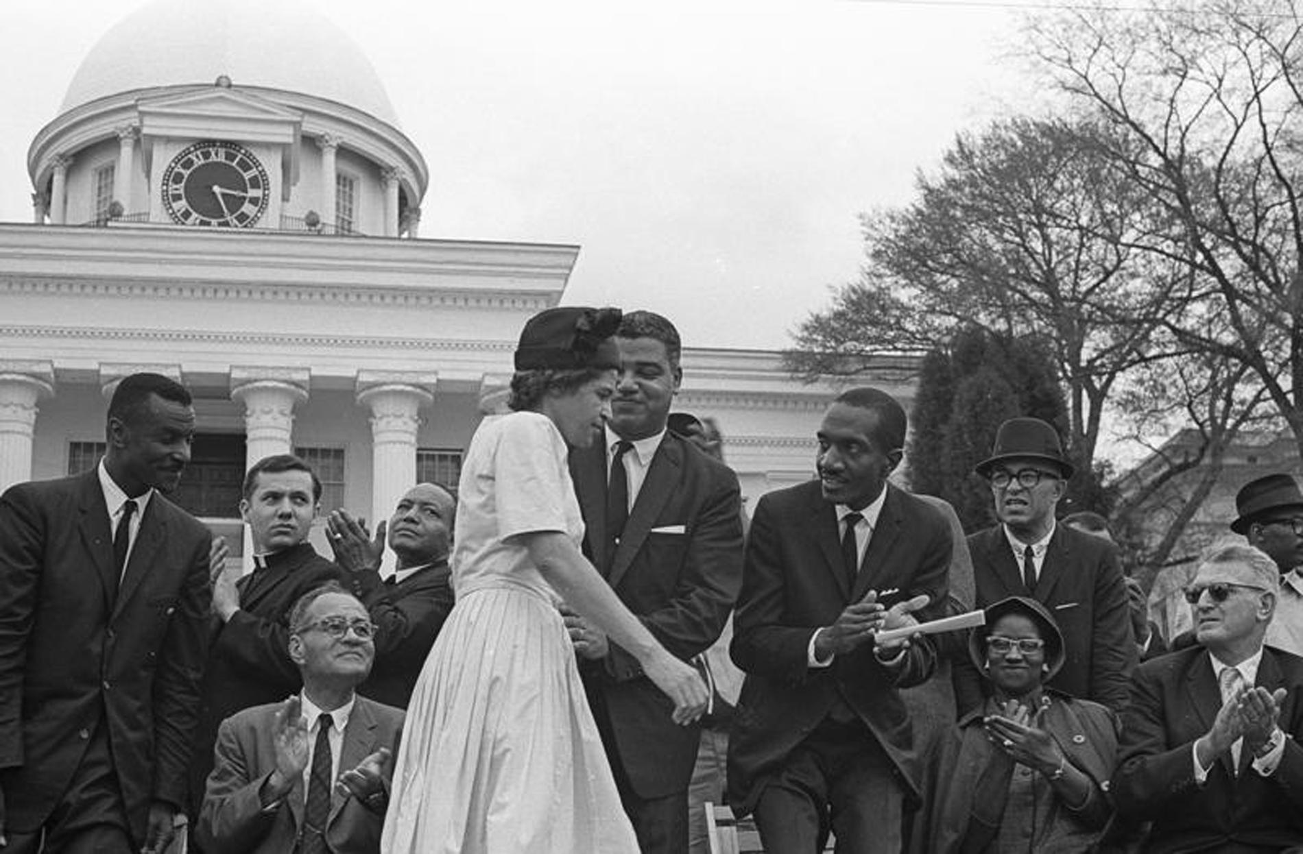 Linda Brown, visage de la fin de la ségrégation raciale dans les écoles ...