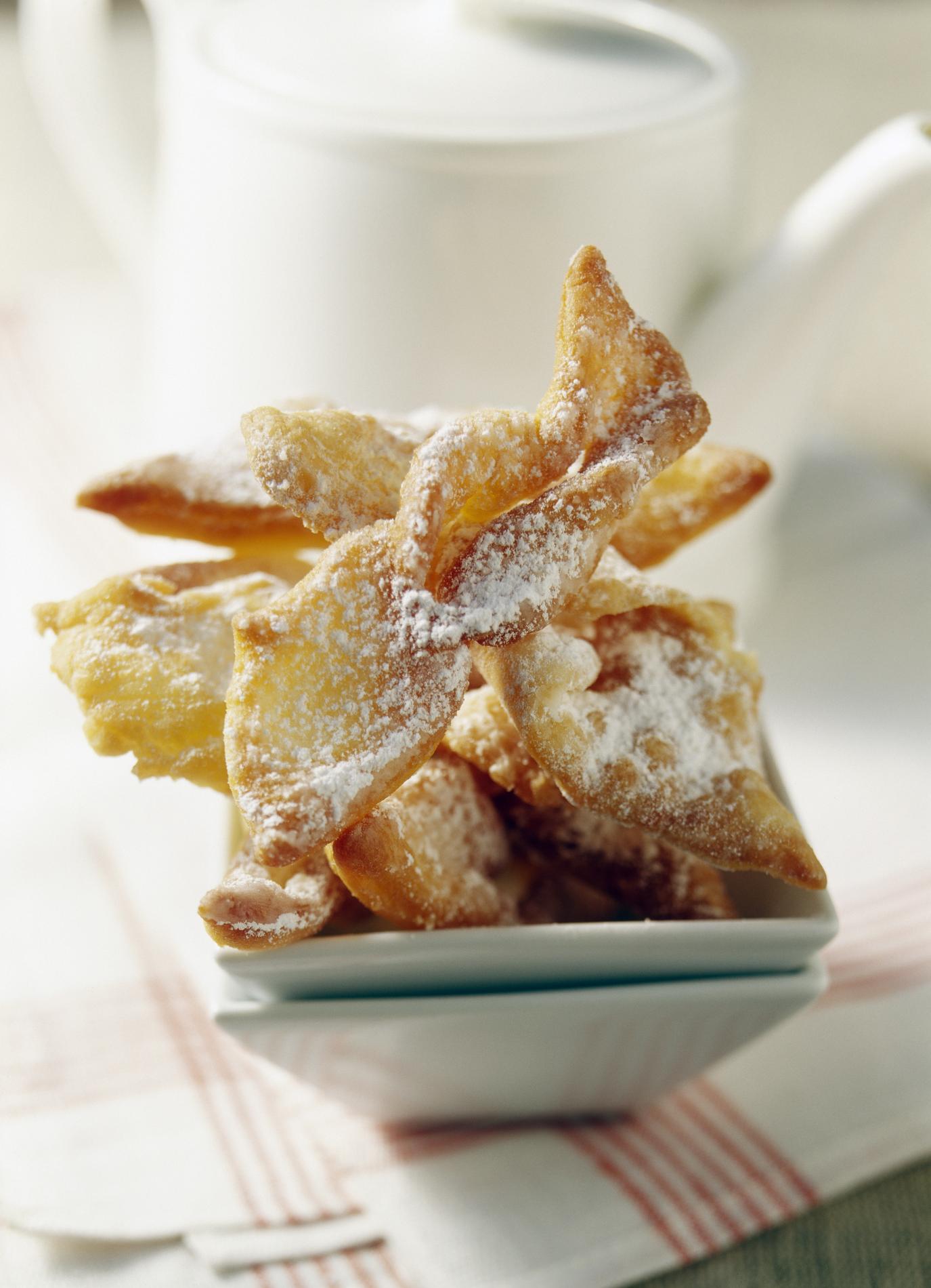 Pourquoi mange-t-on beignets, bugnes et autres merveilles le jour de ...