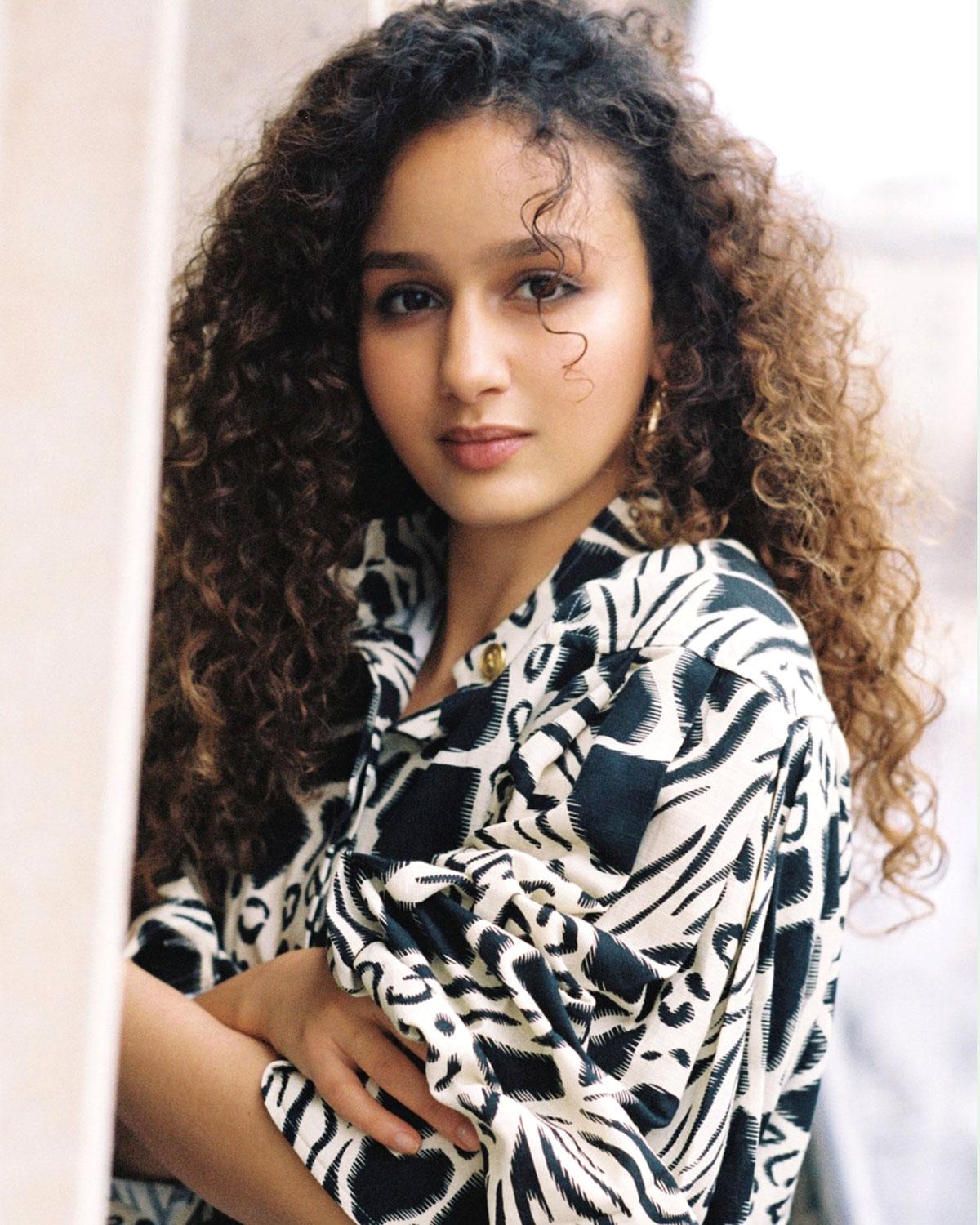 Oulaya Amamra : "Pour être au plus près de mon personnage, je porte les ...