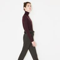 Comment bien porter le col roulé cet hiver