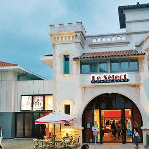 Le Pays basque dans les pas de Julie Gayet - Madame Figaro