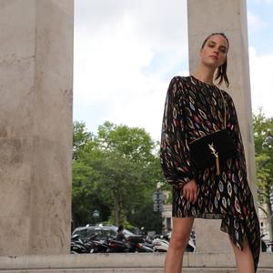 Profitez d’une remise exceptionnelle sur la location d’une robe de ...