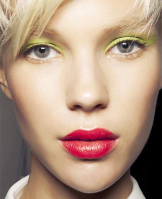 Le rouge, enfin idole des jeunes