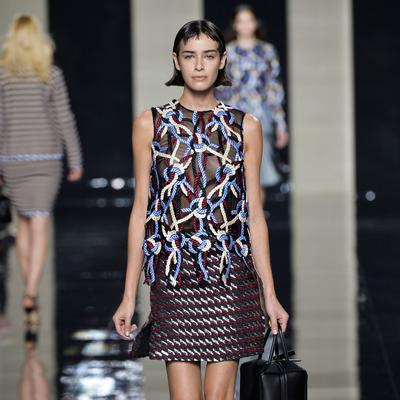 La mode anglaise dit " oui" à l’optimisme - Madame Figaro