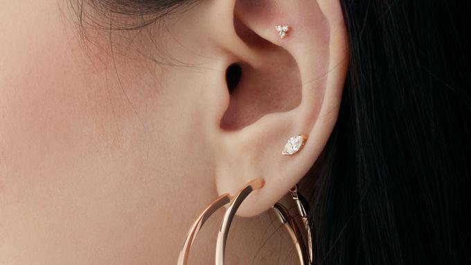 Maria Tash installe son atelier piercing au Bon Marché le temps de l ...