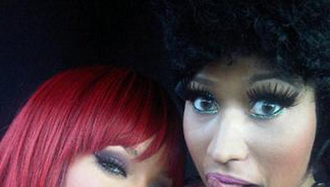 Nicki Minaj vs Rihanna