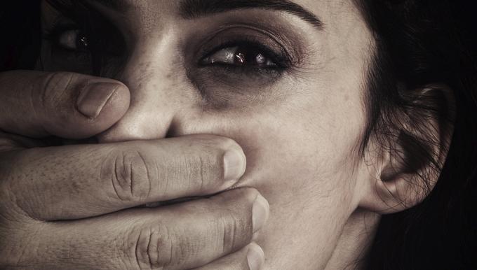 Enfin un guide juridique pour aider les femmes victimes de violences