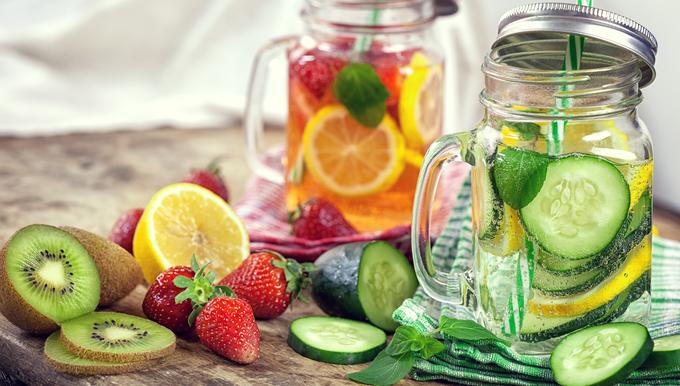 Eaux détox : comment la préparer selon la saison