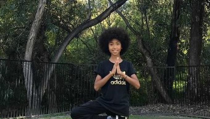 Tabay Atkins, 11 ans... et professeur de yoga