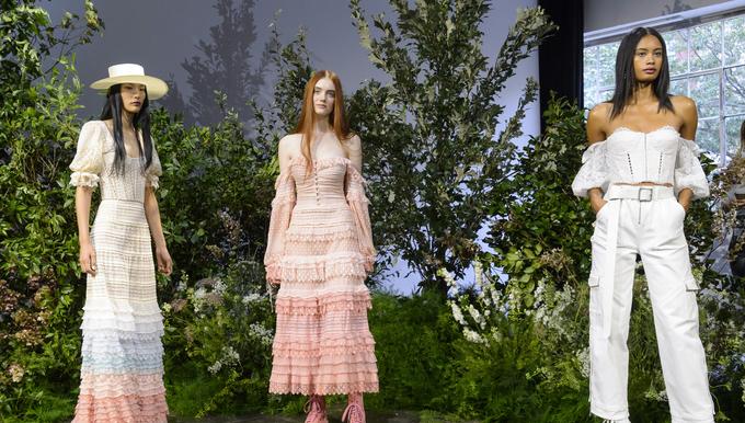 Défilé Jonathan Simkhai printemps-été 2019 Prêt-à-porter