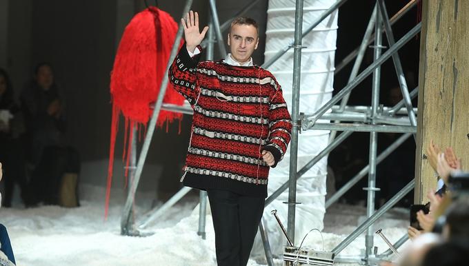 Raf Simons nommé codirecteur de la création chez Prada