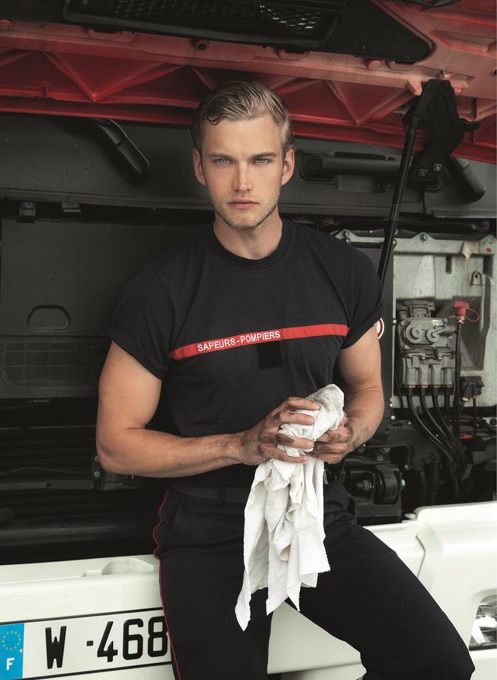 Pourquoi le fantasme du pompier est-il aussi intemporel