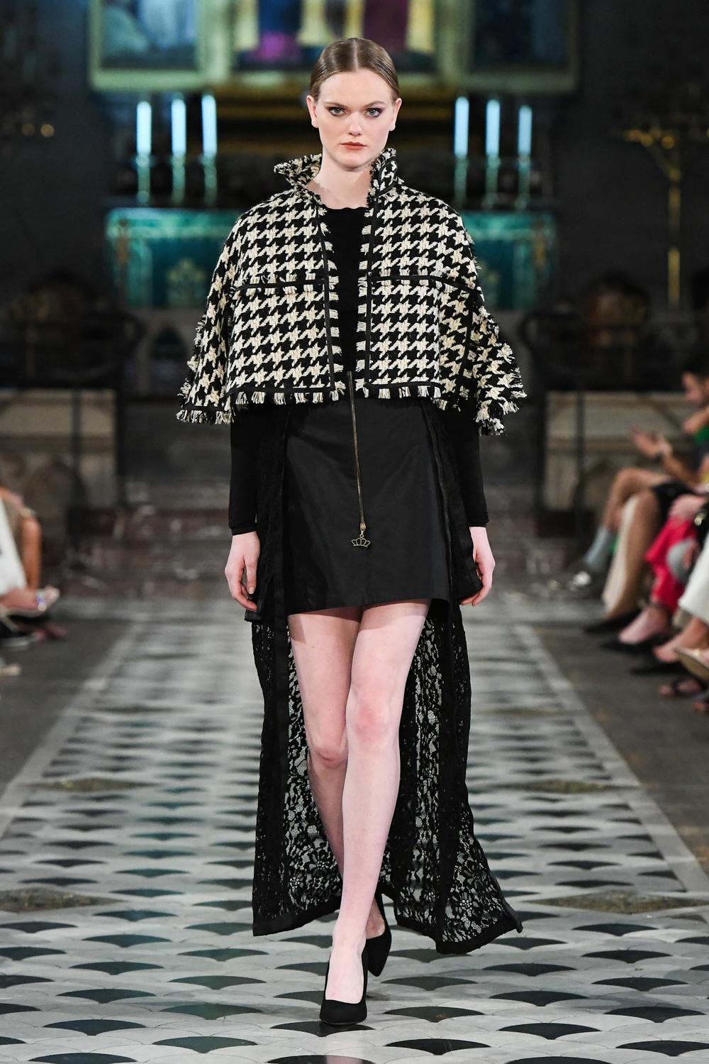 Défilé - Valeriya - Couture Automne-Hiver 23-24