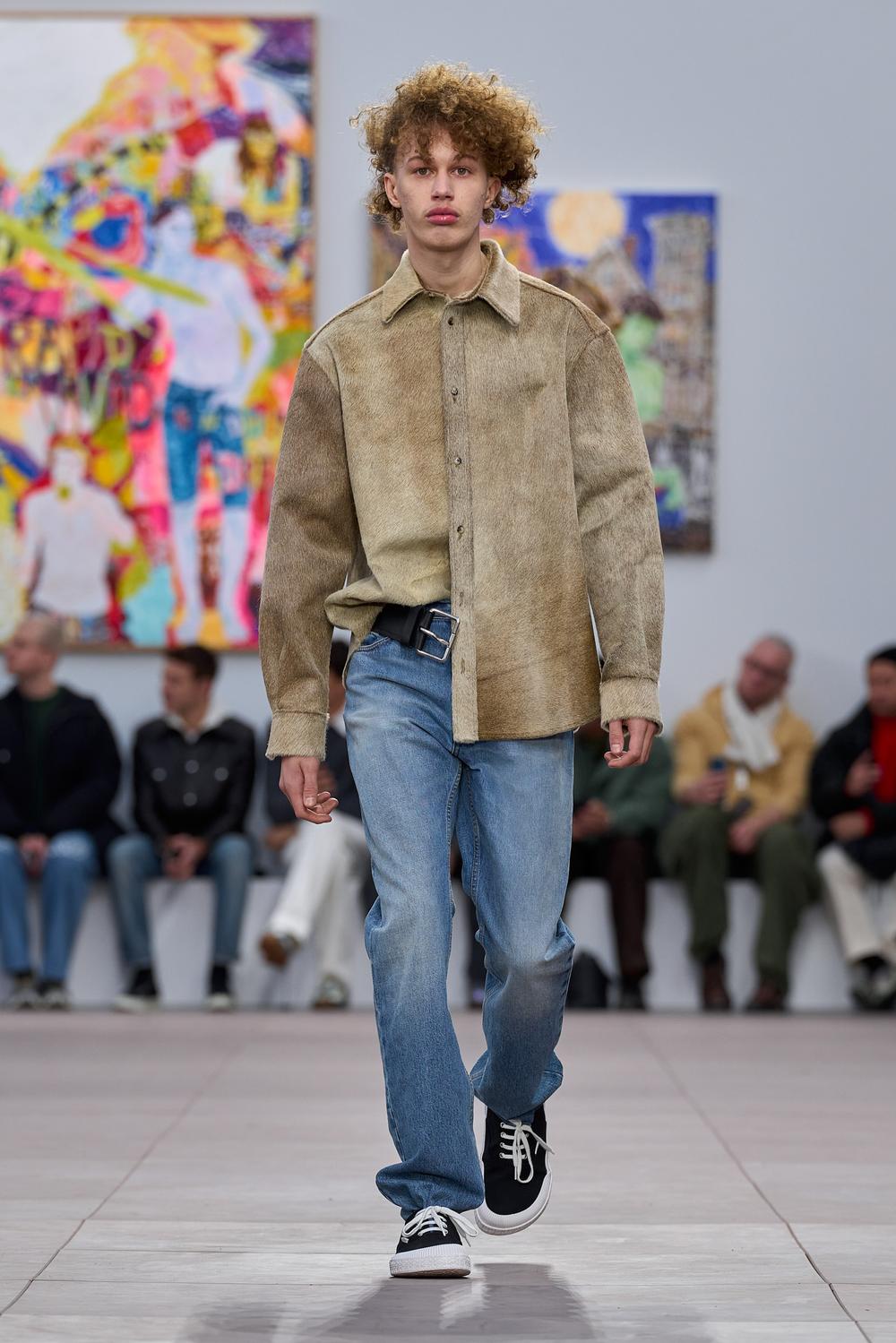 Défilé - Loewe - Homme Automne-Hiver 24-25