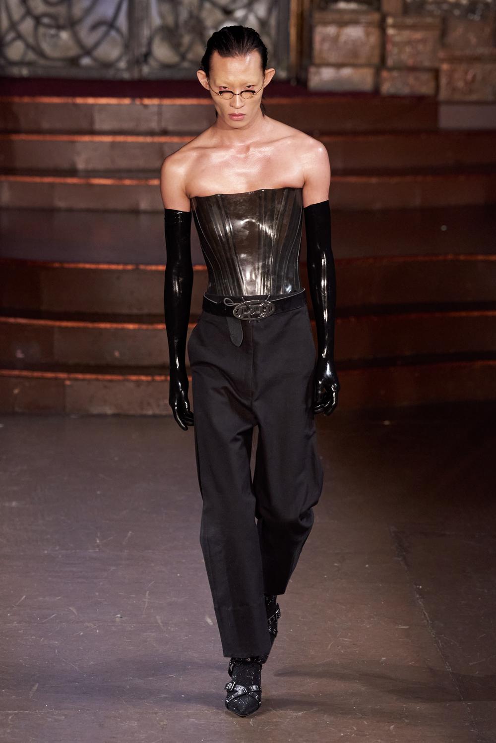 Défilé - Luis de javier - Prêt à porter Automne-Hiver 23-24