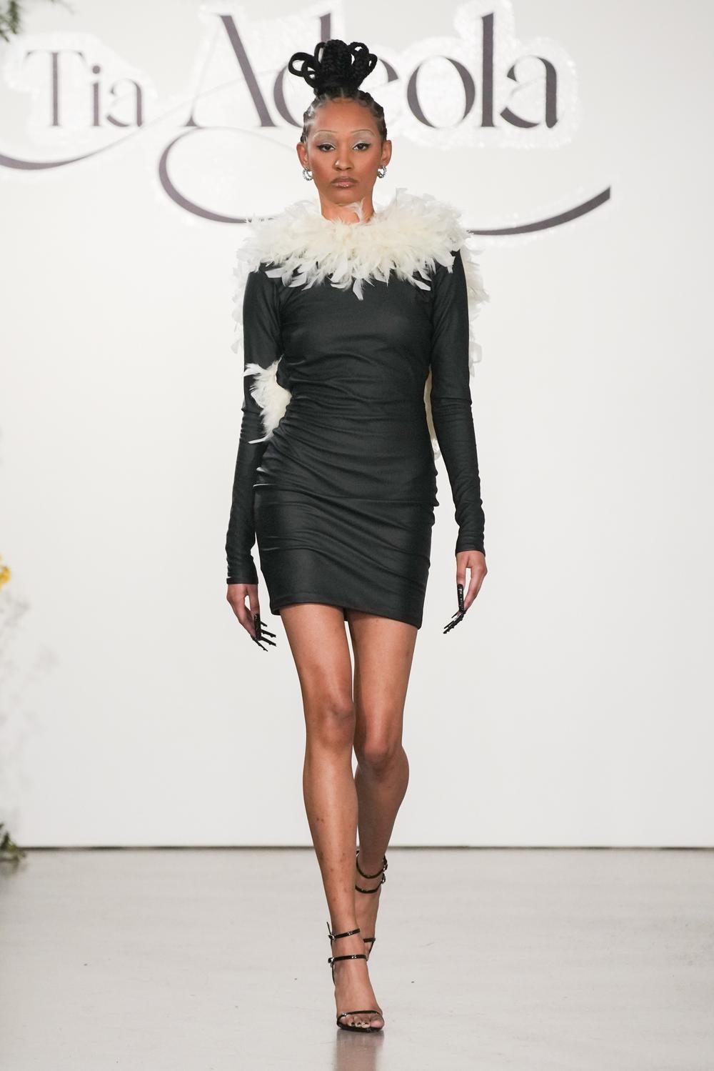 Défilé - Tia adeola - Prêt à porter Automne-Hiver 23-24