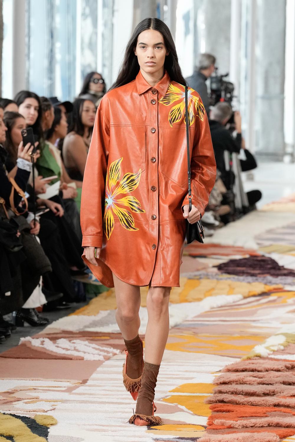Défilé - Ulla johnson - Prêt à porter Automne-Hiver 23-24