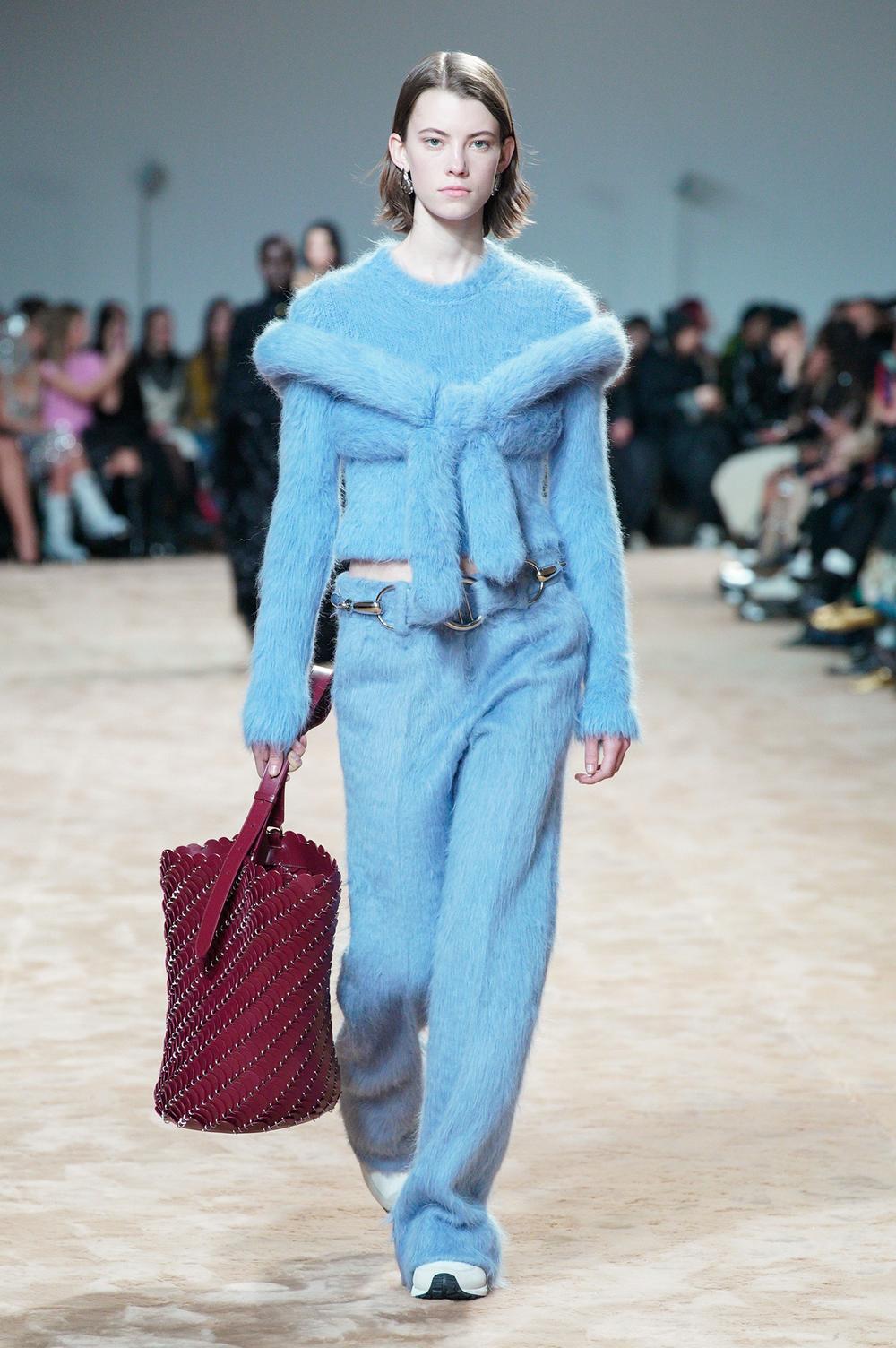 Défilé - Paco rabanne - Prêt à porter Automne-Hiver 23-24