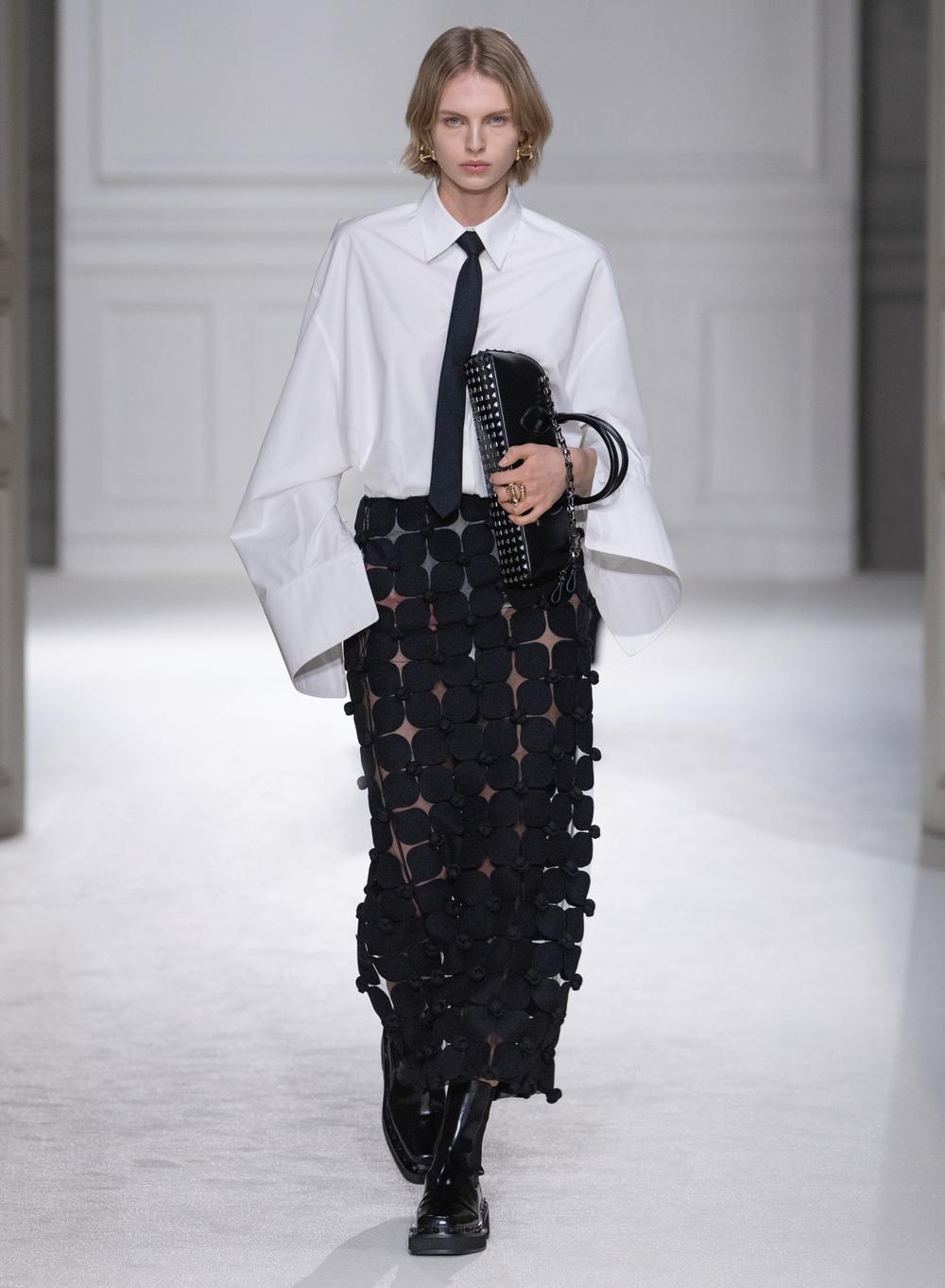 Défilé - Valentino - Prêt à porter Automne-Hiver 23-24