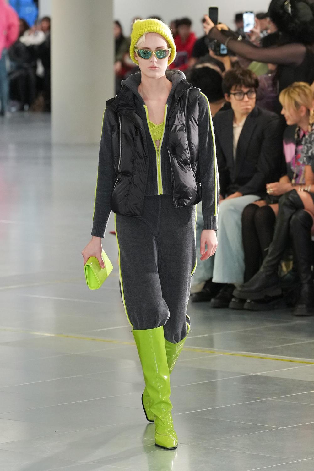 Défilé - Mark fast - Prêt à porter Automne-Hiver 24-25