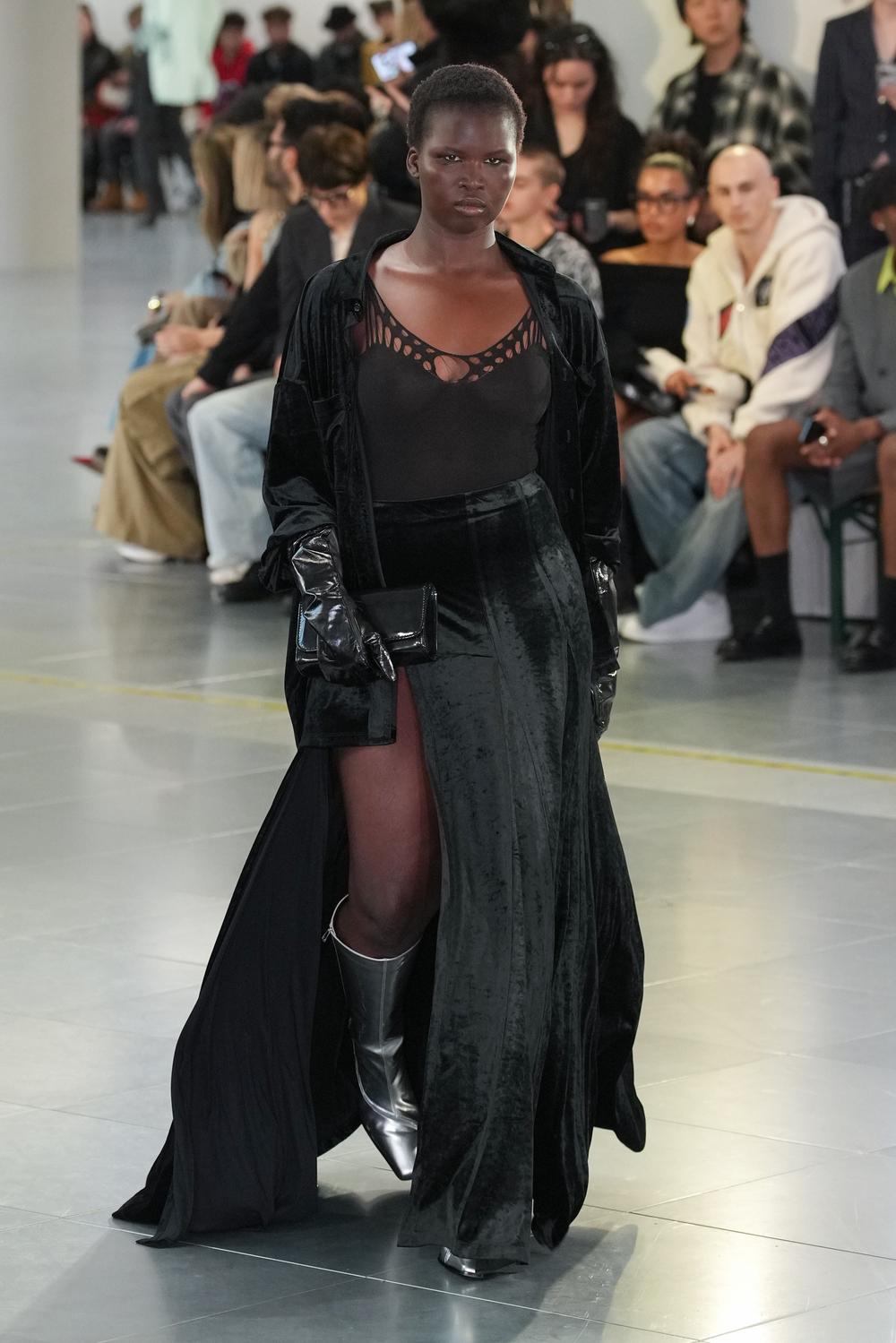 Défilé - Mark fast - Prêt à porter Automne-Hiver 24-25