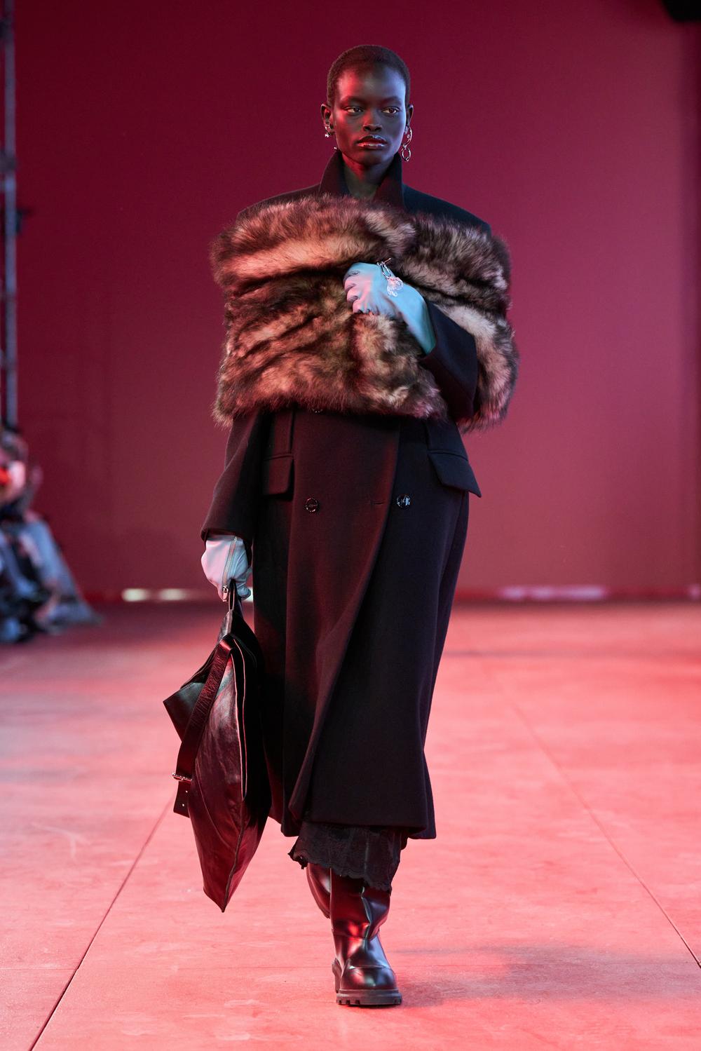 Défilé - H&m&180 - Prêt à porter Automne-Hiver 25-26