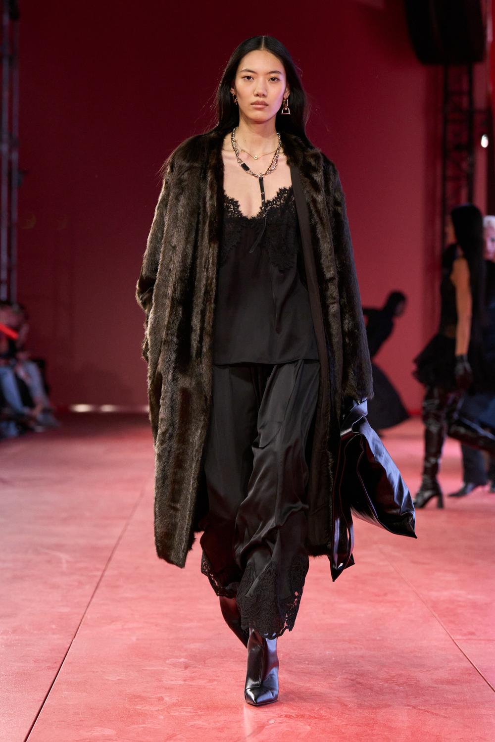Défilé - H&m&180 - Prêt à porter Automne-Hiver 25-26