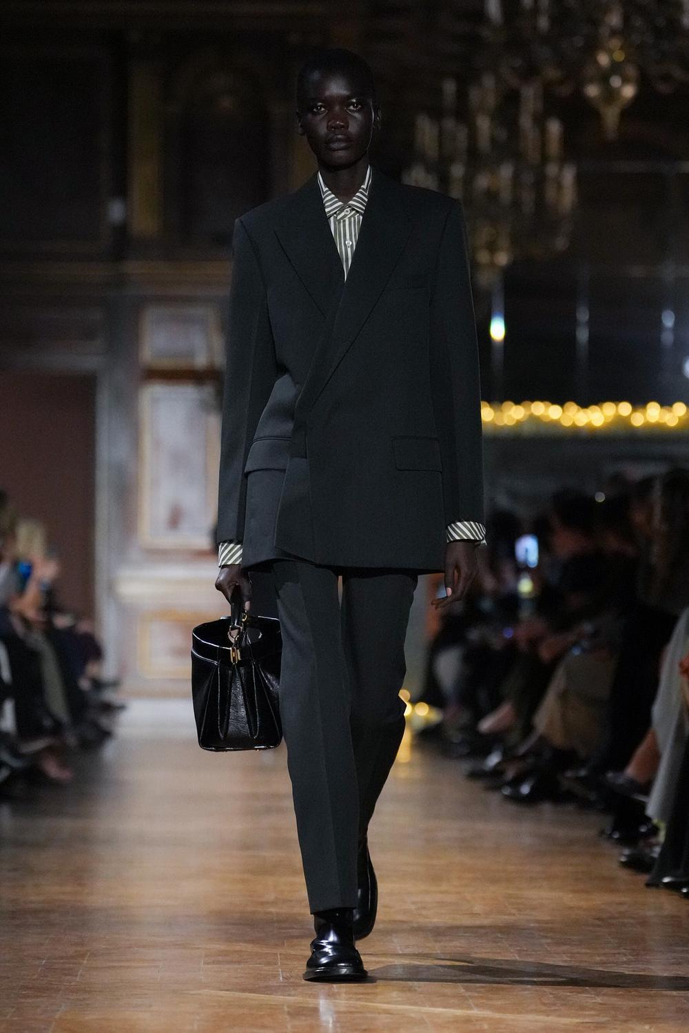 Défilé - Victoria Beckham - Prêt à porter Automne-Hiver 26-27