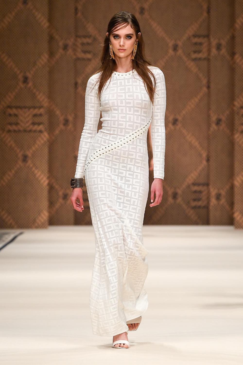Défilé - Elisabetta franchi - Prêt à porter Printemps-Eté 2023